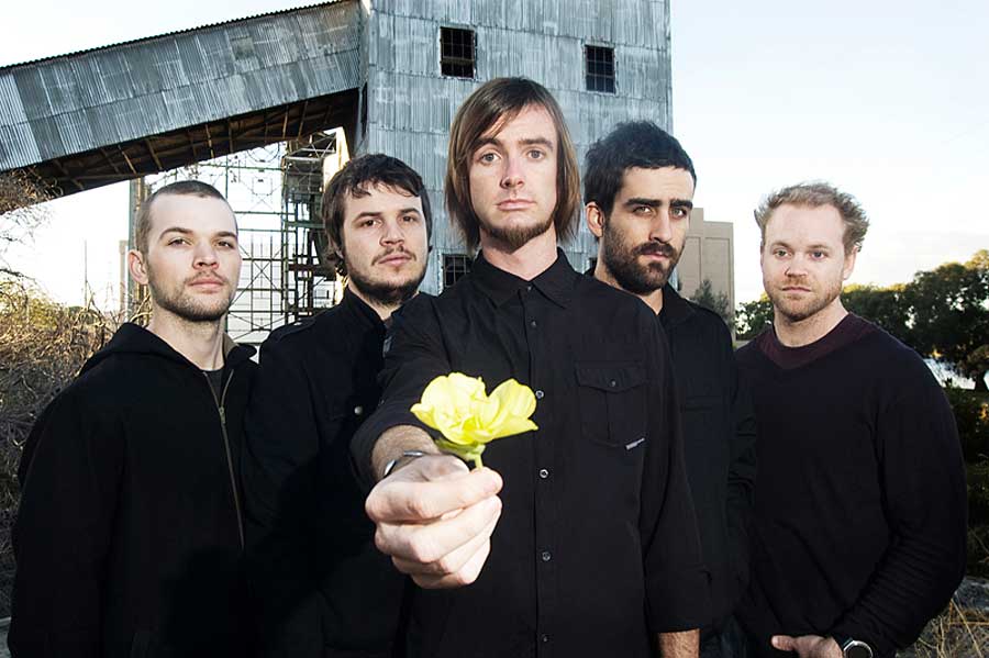 KARNIVOOL - The Metal Family