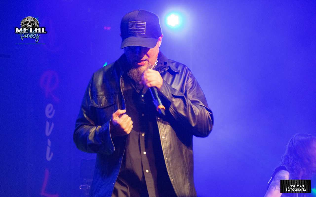 Crónica: TIM "RIPPER" OWENS hace gritar Madrid (30/09/22 - Revi Live ...