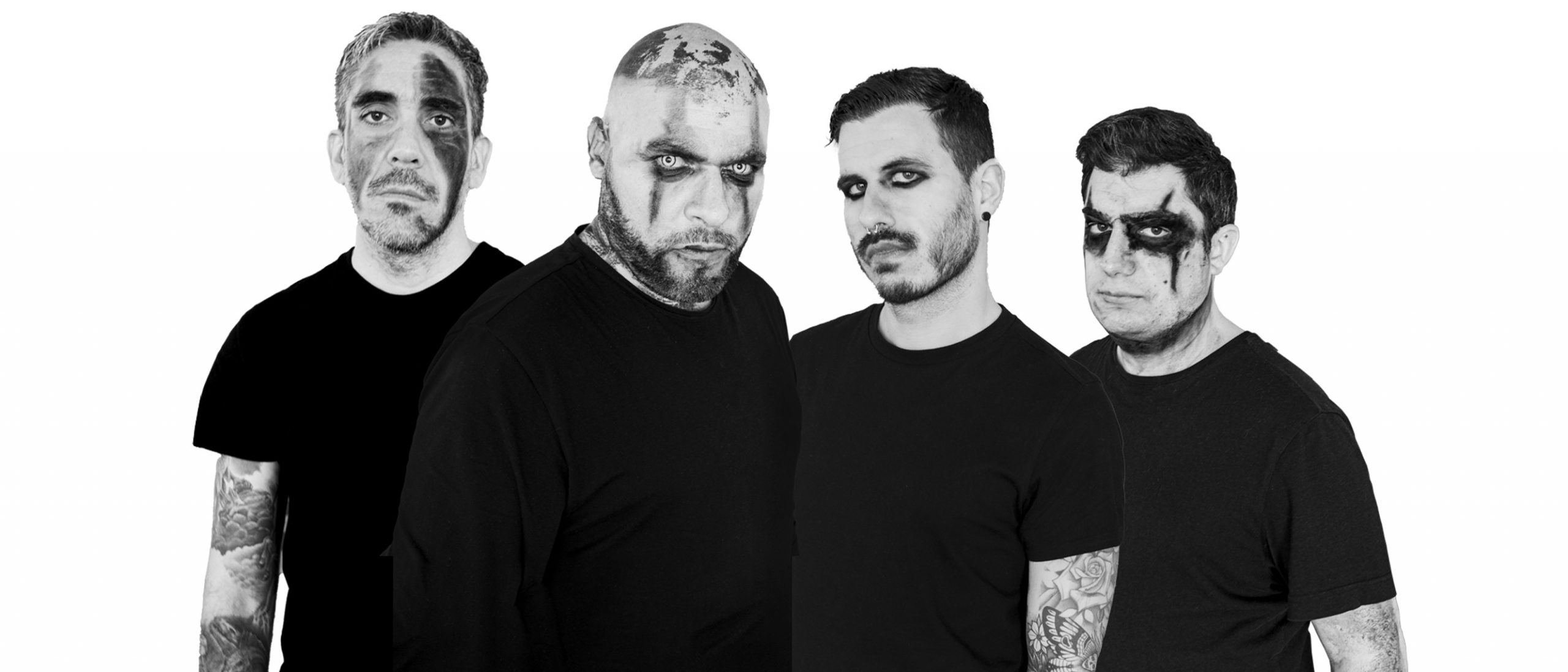 BLOODY KITCHEN - The Metal Family