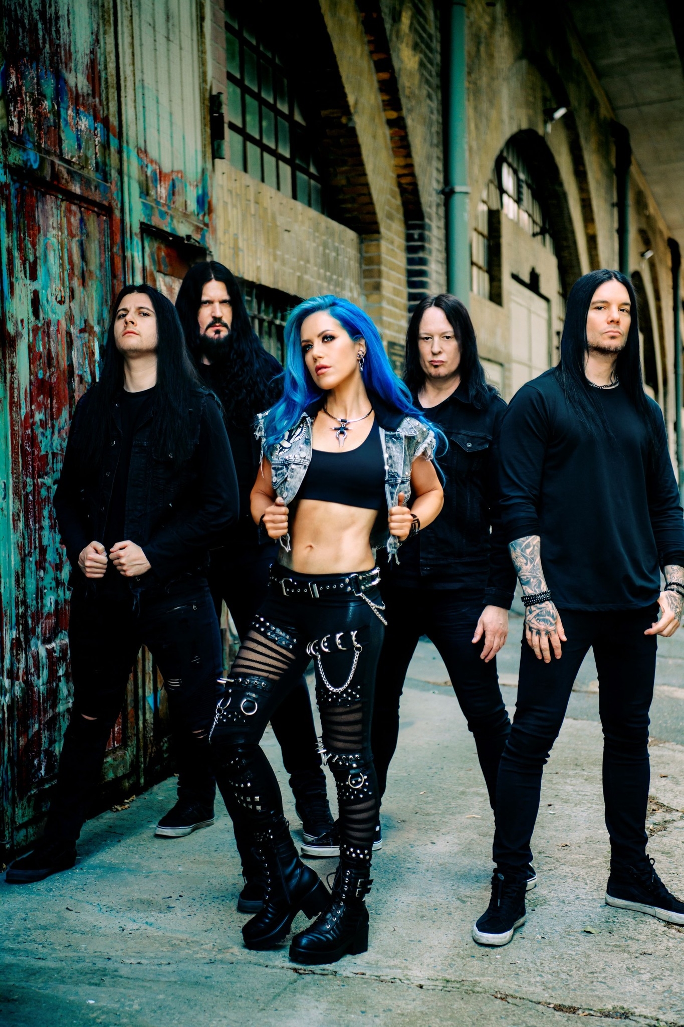 ARCH ENEMY ilumina el camino con su nuevo single - The Metal Family