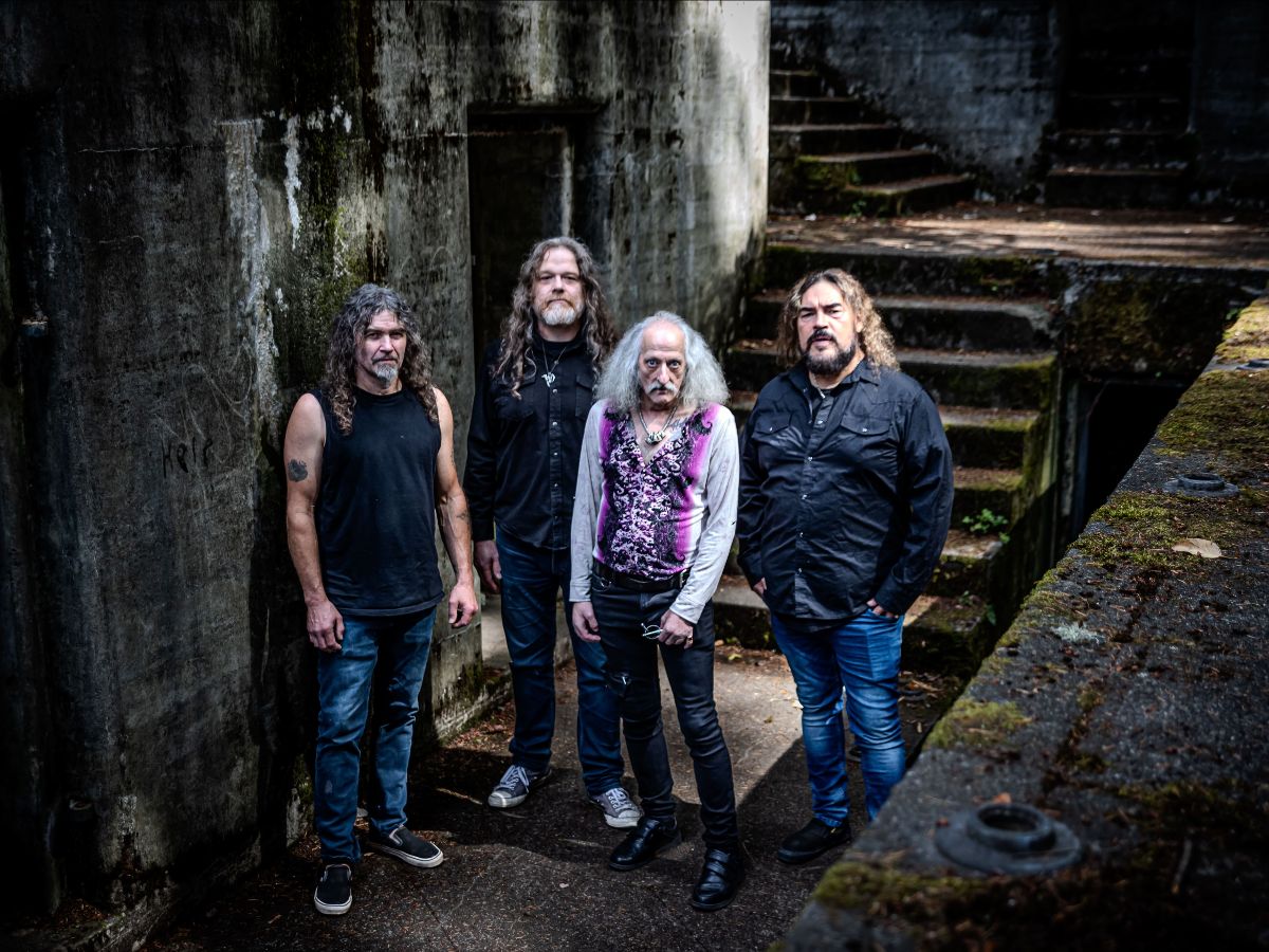 PENTAGRAM - The Metal Family